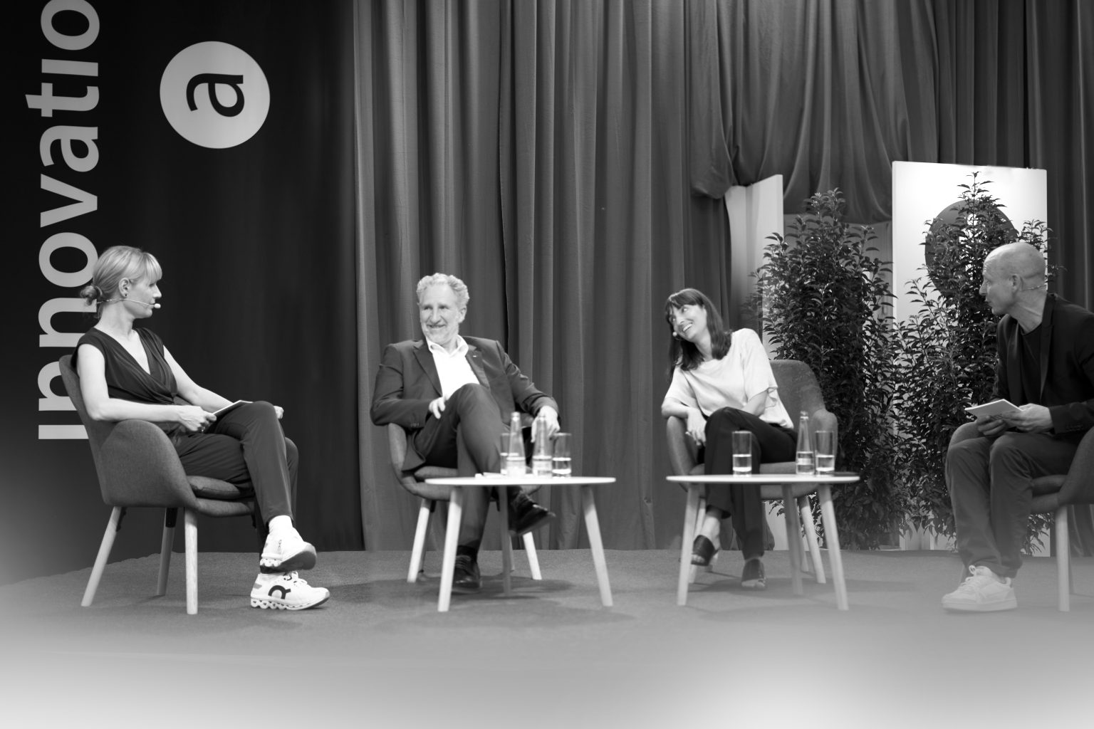 Ana Relvão & Andreas Enslin: INSIDE Happy Hour - RELVĀOKELLERMANN